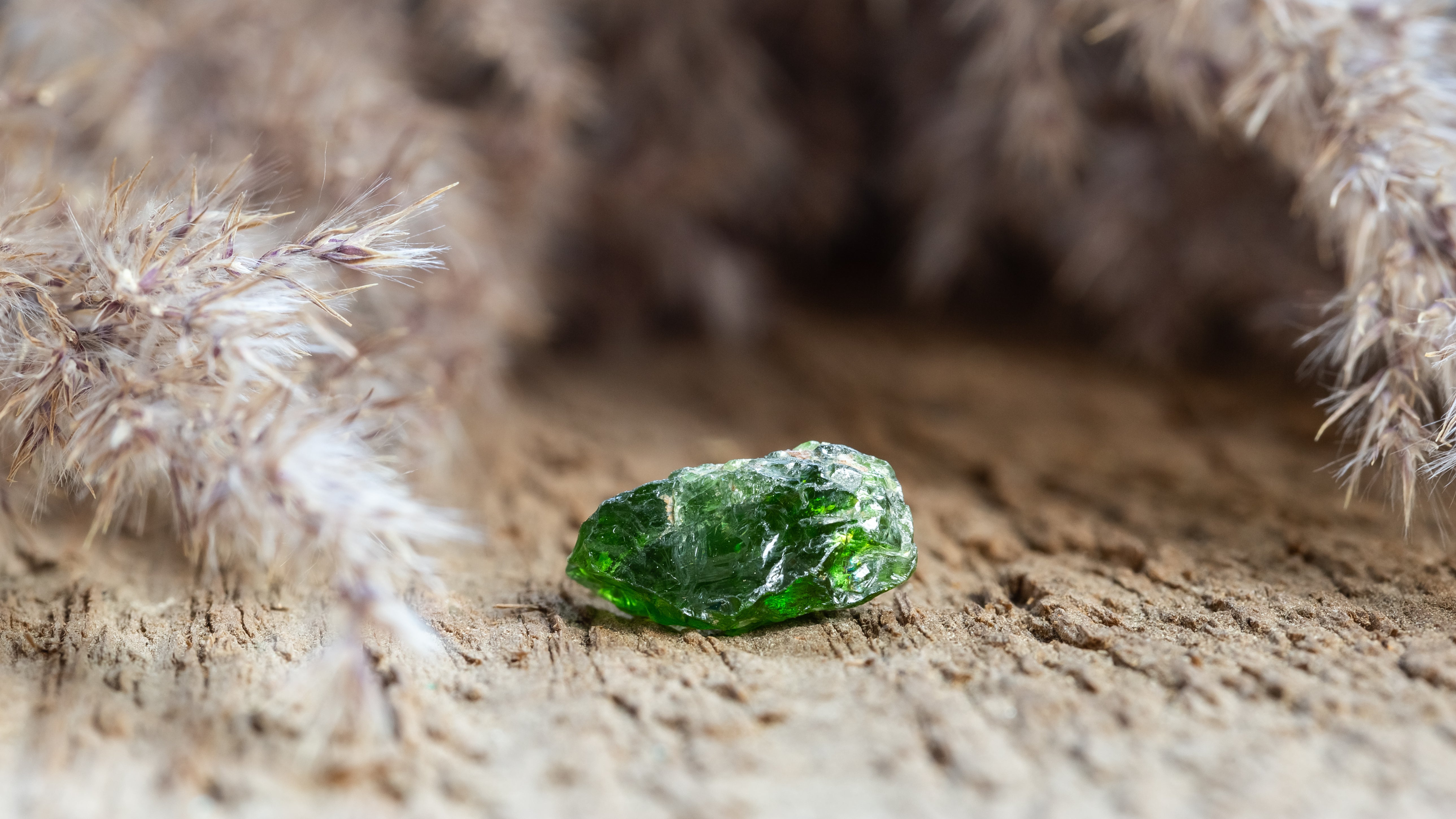 May's Mystical Gemstone: Emerald Dreams and Your Design Desires – Hebel ...